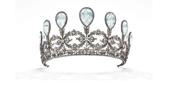 115-year-old aquamarine and diamond tiara heading to auction ...