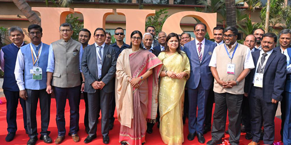 IIJS Signature show wraps in Mumbai - Jewellery Business